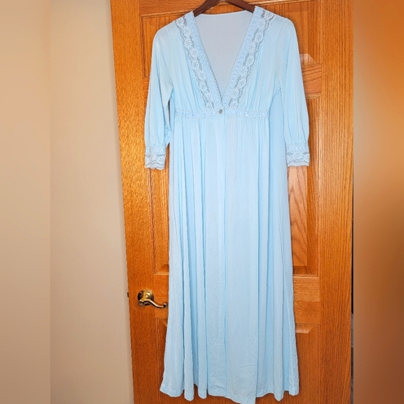 Intimates & Sleepwear | Vintage 6s70s Baby Blue Robe Dressing Gown Lace ...